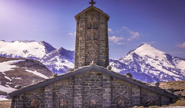 37 Top Mountain Passes of Himachal Pradesh- Must Visit in 2025